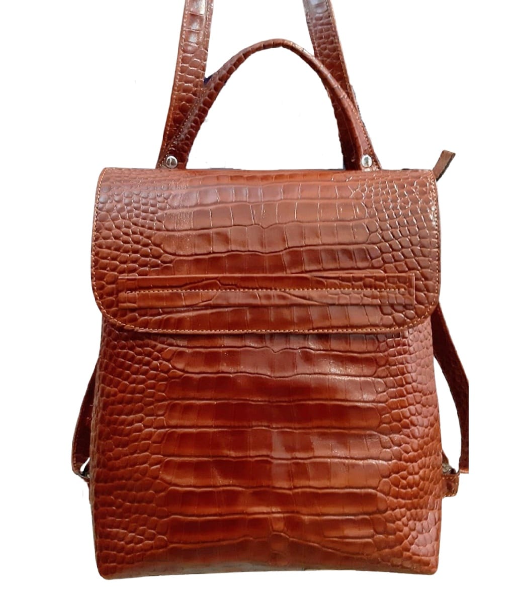 Leather Backpacks Archives - Pieces of Argentina